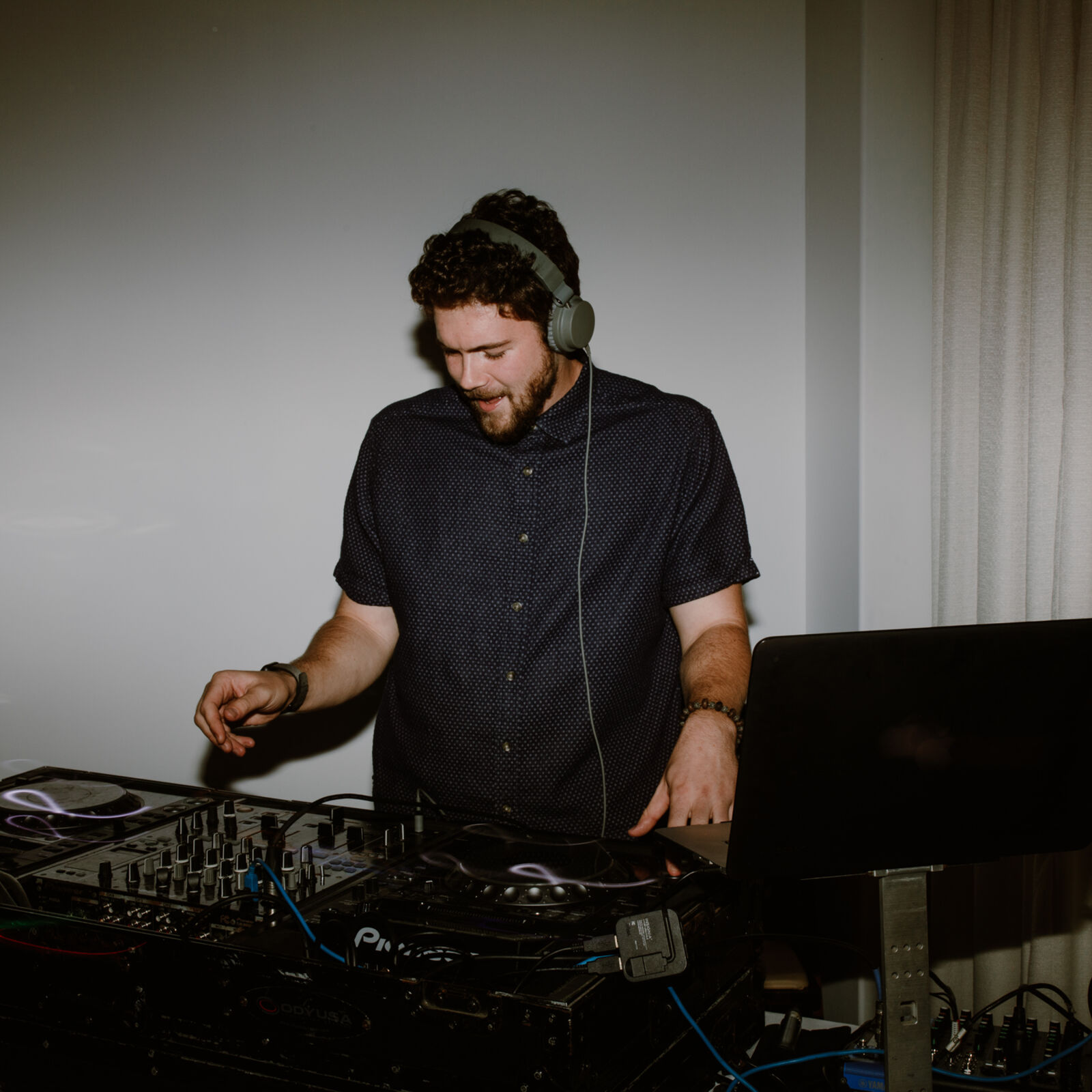 DJ Griff Entertainment - SoCal DJ Ent | Photobooth | Event Lighting ...