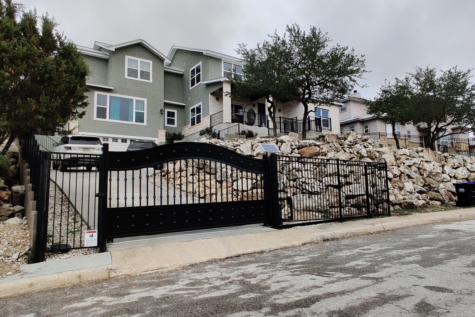 Alamo Arch Gate | South Texas Gate Company