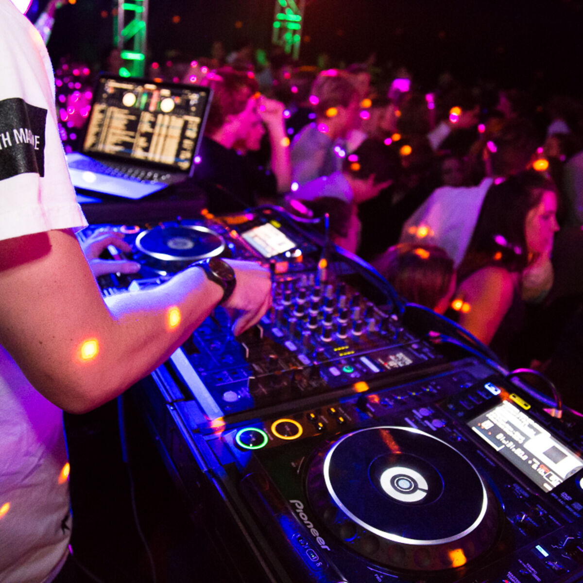 DJ Griff Entertainment - SoCal DJ Ent | Photobooth | Event Lighting ...