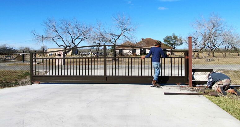Automatic Gate Projects | South Texas Gate Company