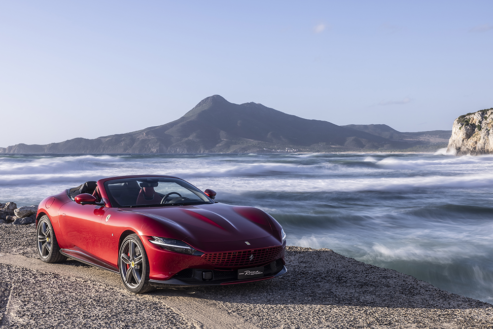2023 Ferrari Roma Spider
