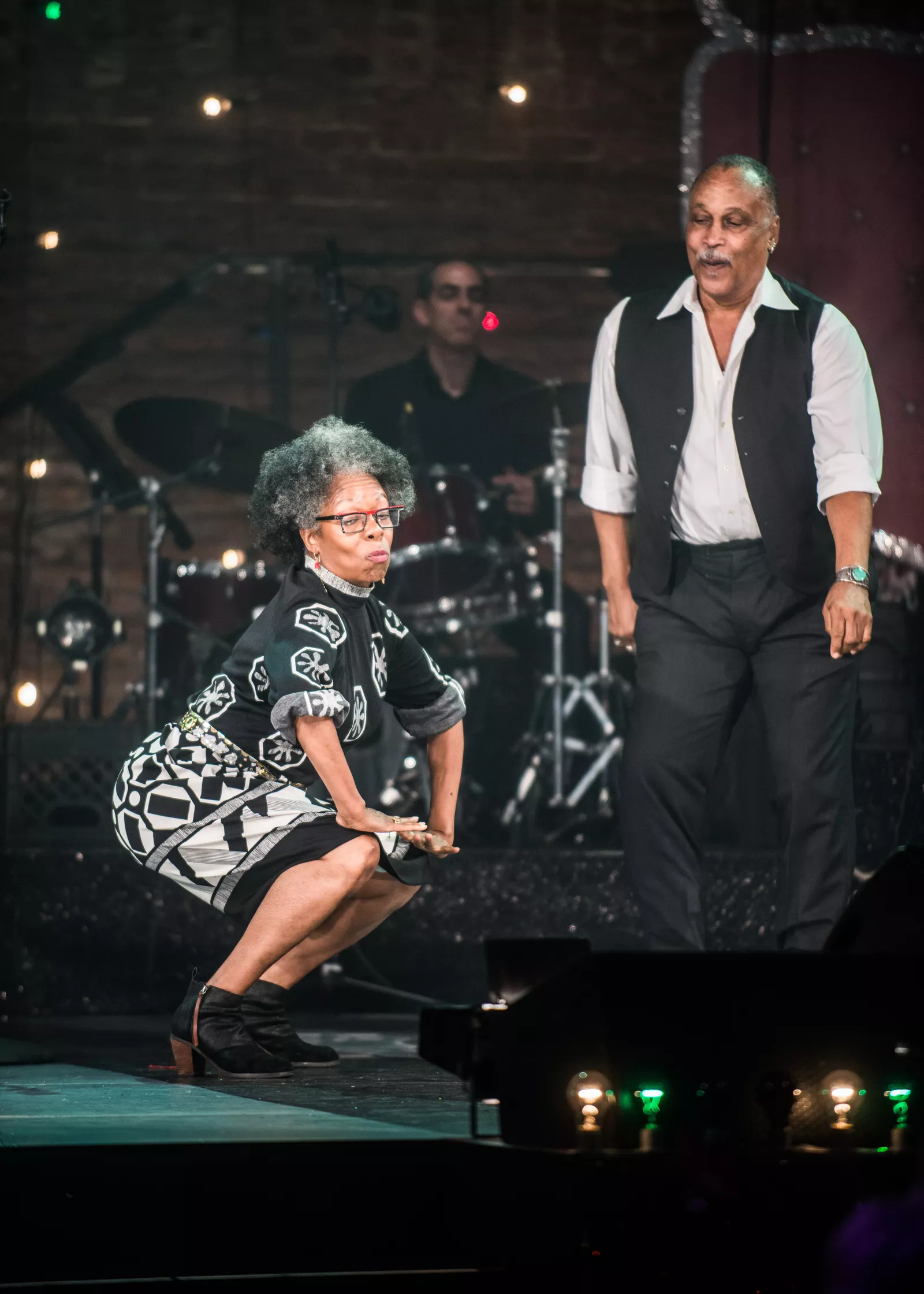 Home [www.taylormac.org]