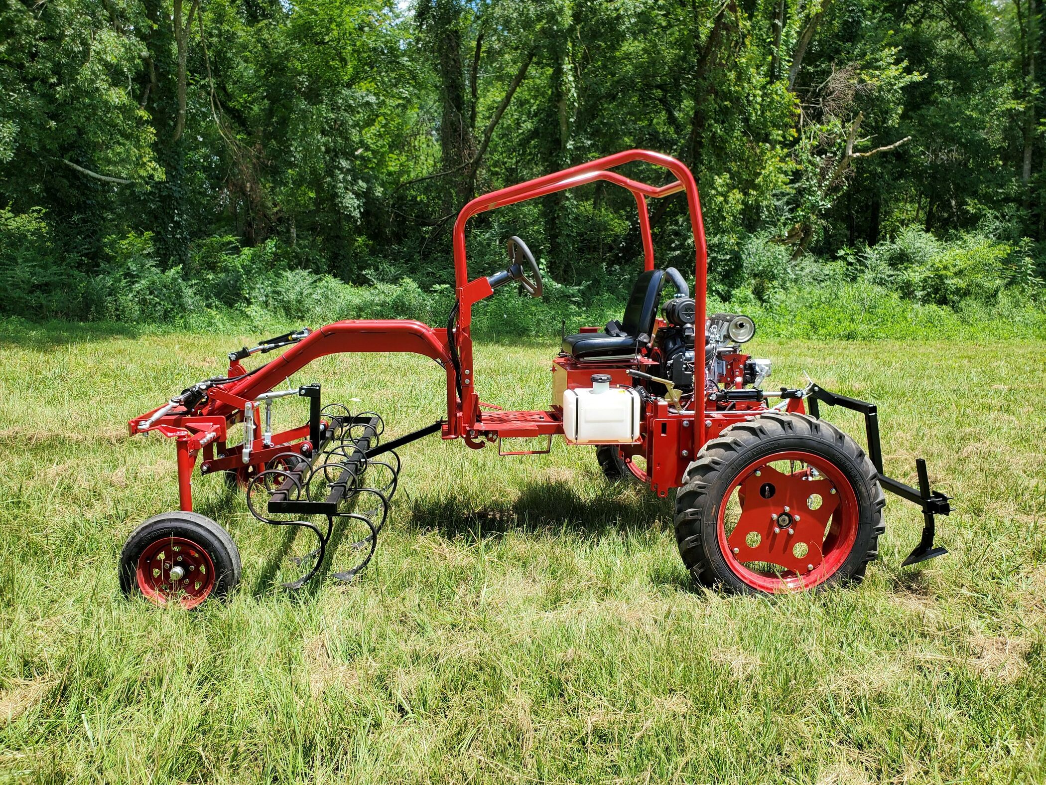 Ronnie Baugh Tractors // Cleber, LLC