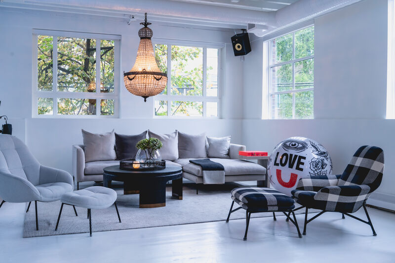 Home [thekentvan.com]