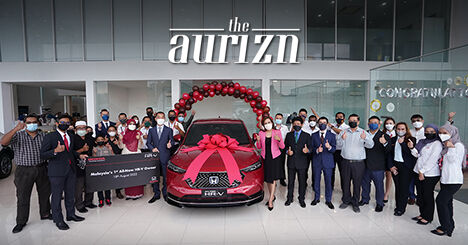 2022 Honda Malaysia delivers the All-New HR-V to its first customer