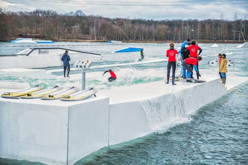 UNIT Surf Pool - The world's first floating surf pool